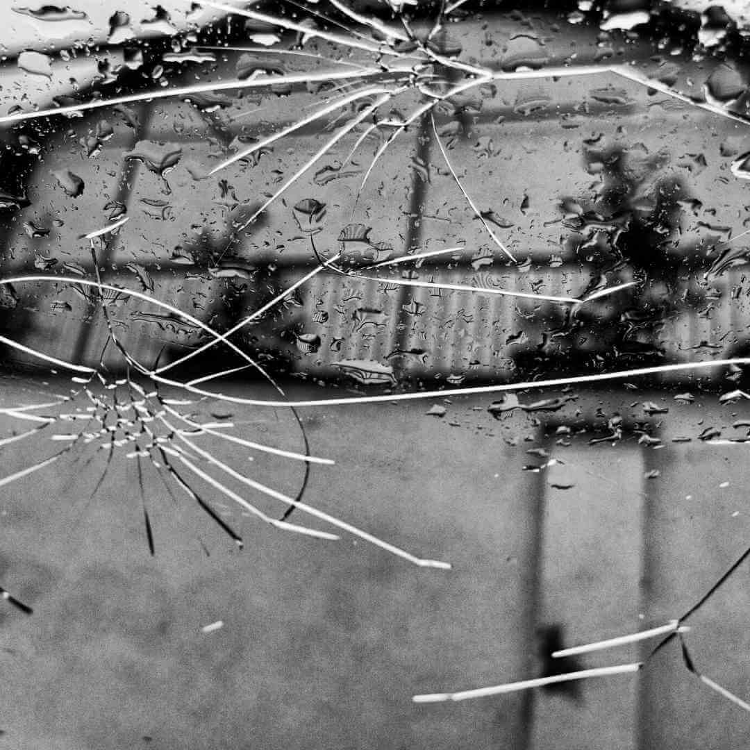 Windshield Pit or Chip?